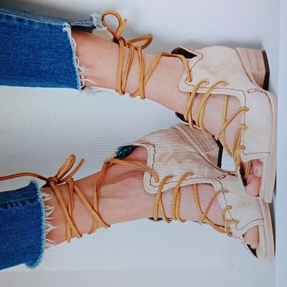 Freebird by Steven | Shoes | Freebird Steven Peace Laceup Boho Heel ...